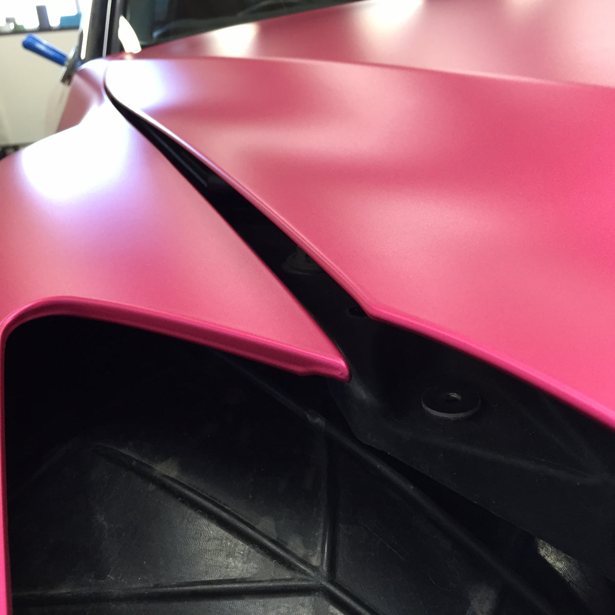 Car Wrap Skills: Using Cold Pre-Stretch Technique to Achieve Perfect C ...