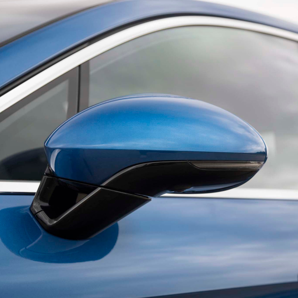 How to Wrap a Porsche Mirror with PPF – Teckwrap International