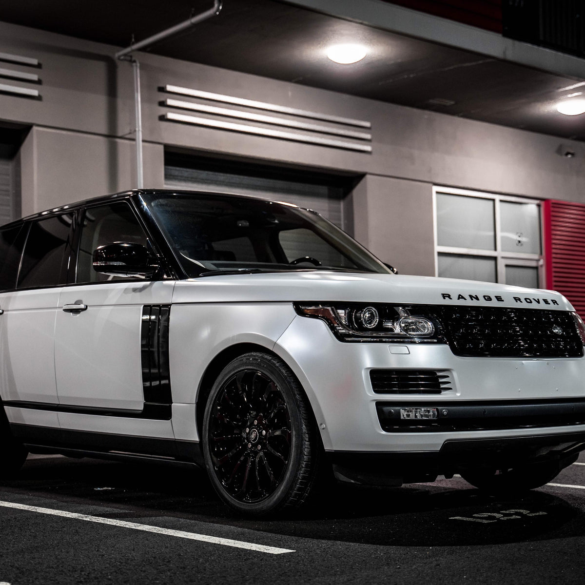 Vinyl wraps. Cold Pre-Stretch and corners – Teckwrap International